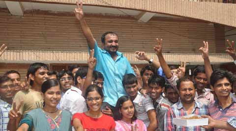 Success again: 27 of Anand Kumar’s Super 30 make it to IITs | India ...