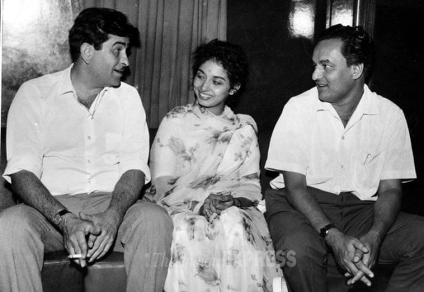 PHOTOS: Remembering Mukesh: Rare photos of the legendary singer on his ...