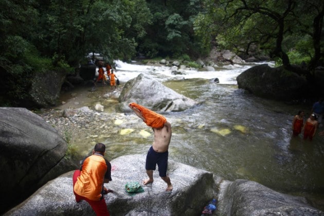 ‘Bol Bom’ pilgrimage in full swing in Kathmandu | Picture Gallery ...