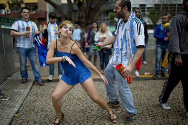 FIFA World Cup: Fan frenzy after Argentina win | Sports Gallery News ...