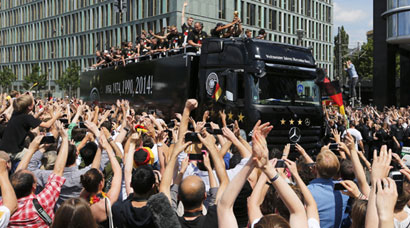 FIFA World Cup: Champions Germany return home to grand reception ...