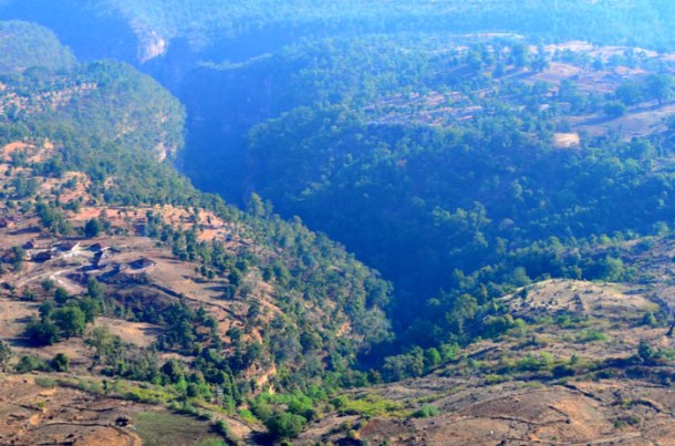 The breathtaking and mystical Patalkot valley in Madhya Pradesh ...