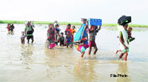 UP flood toll at 28; more than 1,000 villages hit | Lucknow News - The ...