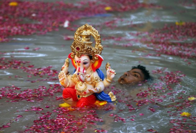 Ganesh Visarjan begins | Picture Gallery Others News - The Indian Express