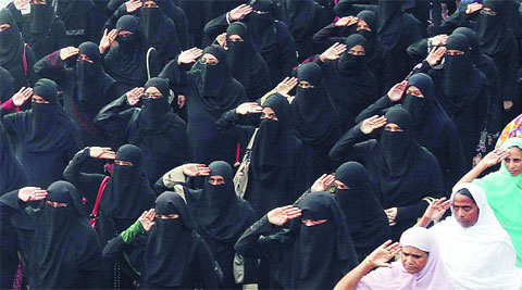 States ignore boycott calls, celebrate I-Day | India News - The Indian ...