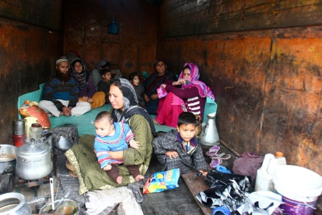 Flood Fury In Jammu And Kashmir 107 Feared Dead 2600 Villagers