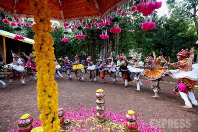 Garba rehearsals in Ahmedabad in full swing | Picture Gallery Others ...