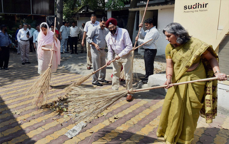 Swachh Bharat Abhiyaan: States join hands as PM Modi launches country’s ...