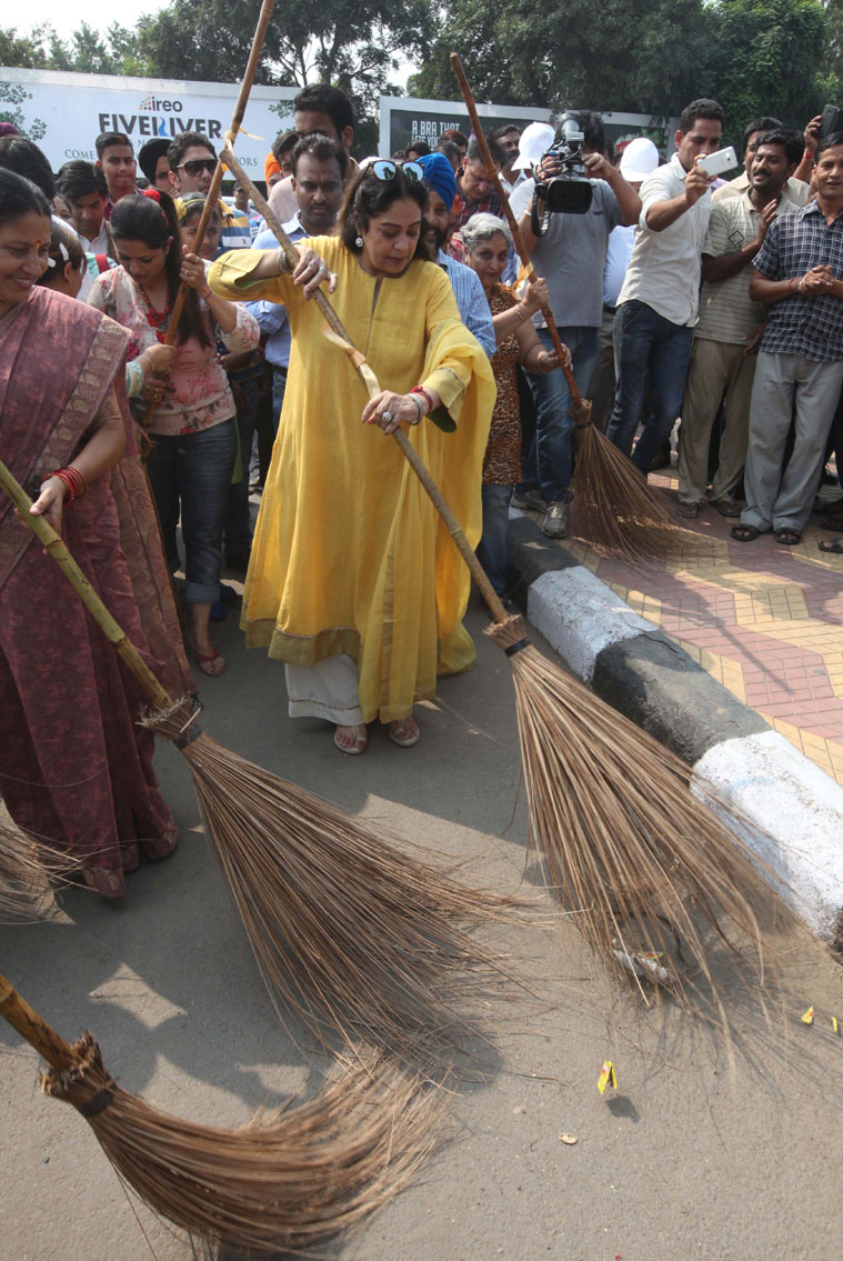 Swachh Bharat Abhiyaan: States join hands as PM Modi launches country’s ...