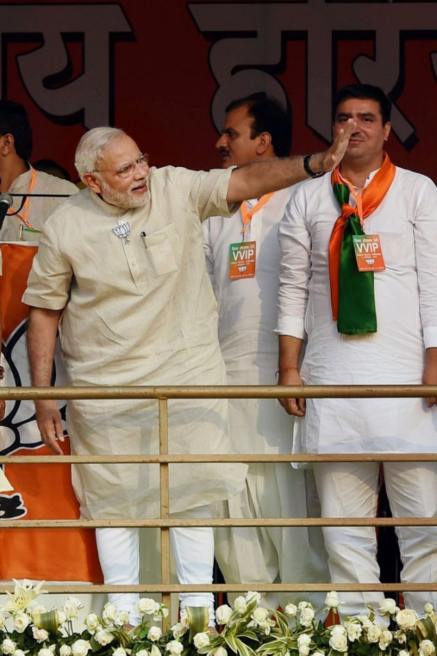 Today in pics – Modi addresses rally in Faridabad | Picture Gallery ...