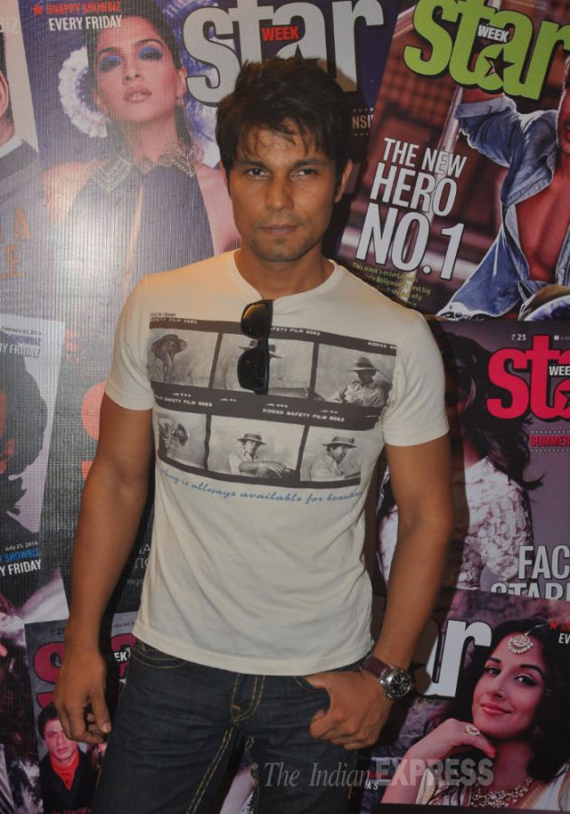 It’s just another busy day for Soha, John, Randeep | Entertainment ...
