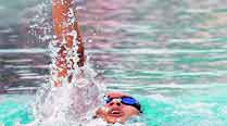 Swimmer Manna Patel clinches gold setting new record at 60th National ...