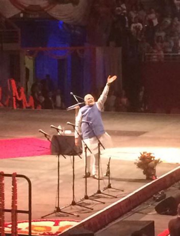 ‘Bharat mata ki jai’: thunders Narendra Modi in Sydney | Picture ...