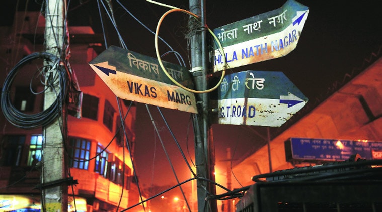 Delhi govt to install new sign boards with names, numbers of officials ...