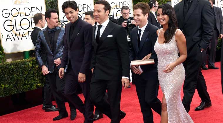 ‘Entourage’ cast films scenes on Golden Globes red carpet | Hollywood ...