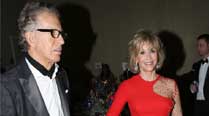 Jane Fonda’s boyfriend faints at Golden Globes | Hollywood News - The ...