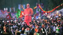 Modi’s Ramlila Maidan rally: Empty seats in the crowd, promises galore ...