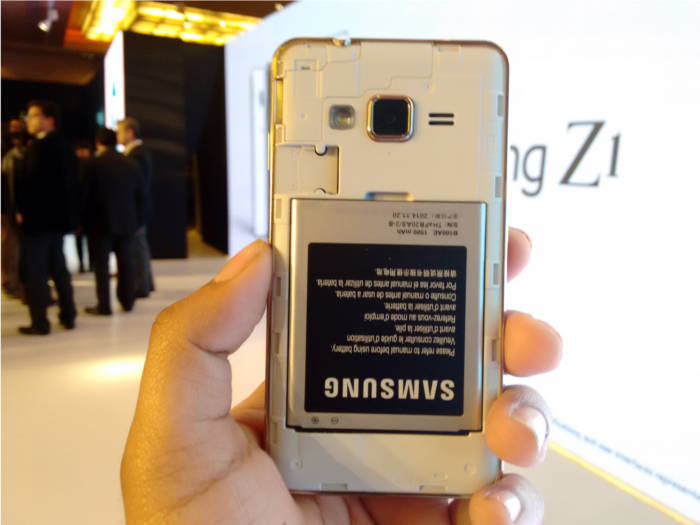Samsung Z1 Tizen smartphone