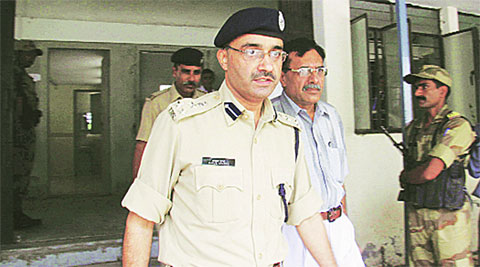 Gujarat IPS officer Rahul Sharma who took on govt to retire | India ...