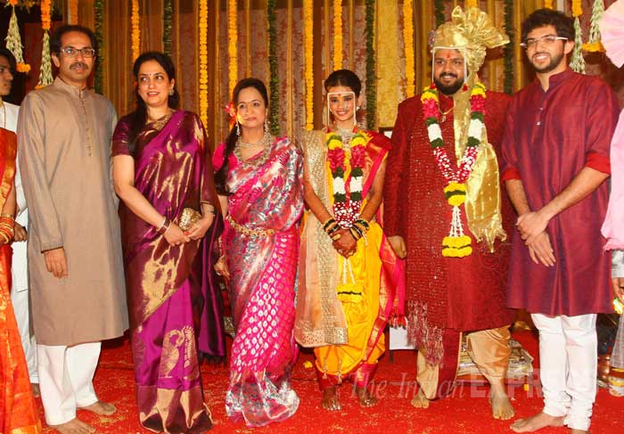 Smita Thackerey’s son Rahul Thackeray marries Aditi Redkar | Picture ...