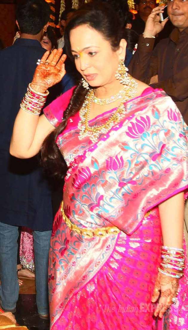 Smita Thackerey’s son Rahul Thackeray marries Aditi Redkar | Picture ...