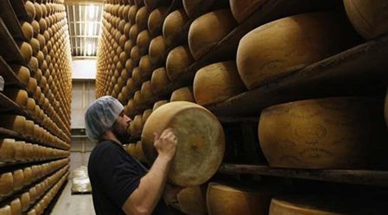 Cheesy robbery: US thieves steal USD 85,000 worth of cheese meant for ...