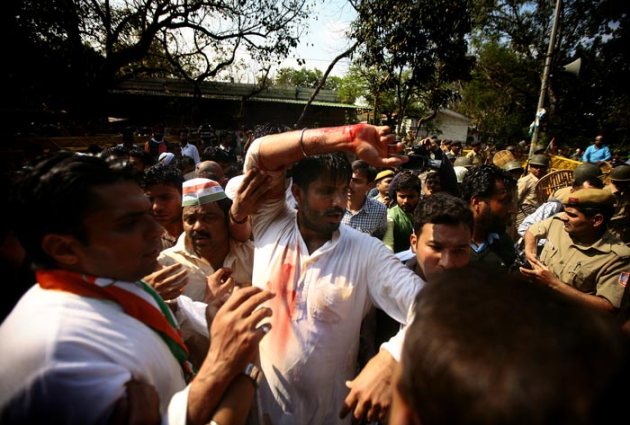 Congress takes to the street against Land Bill | Picture Gallery Others ...