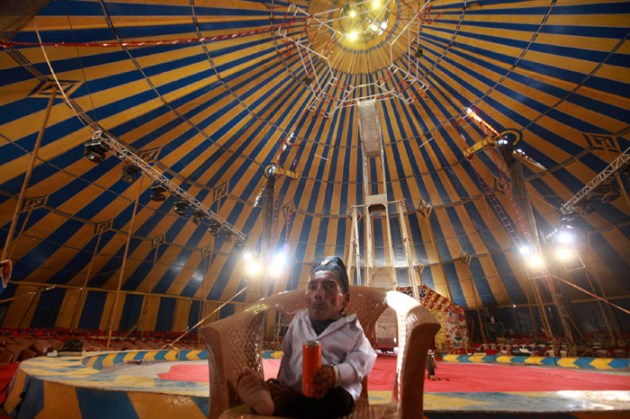 World’s shortest man set to make short appearance at Mumbai circus ...