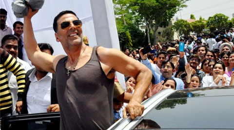 Twinkle was happy with my look in ‘Gabbar Is Back’: Akshay Kumar ...