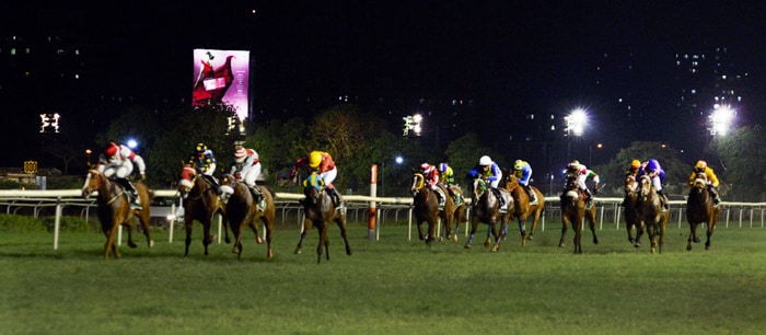Royal Turf Club organises first ever night race | Picture Gallery ...