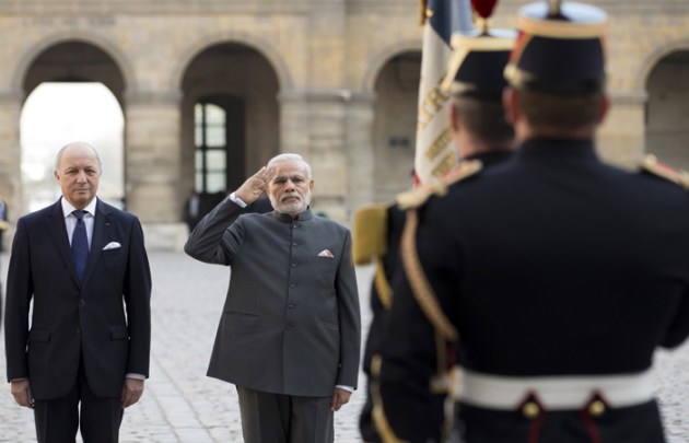 Bonjour Paris! Modi arrives in France | Picture Gallery Others News ...