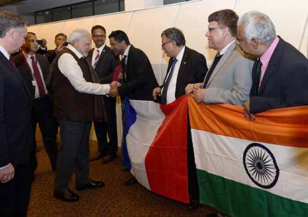 Bonjour Paris! Modi arrives in France | Picture Gallery Others News ...