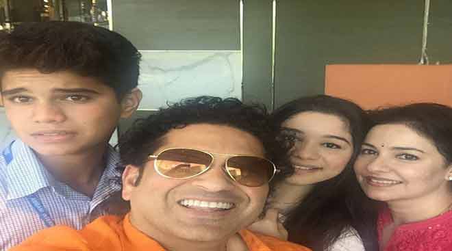 Sachin Tendulkar celebrates birthday with wife, kids and mother ...
