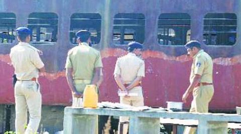 2002 Godhra train burning case: Gujarat HC reserves order on petition ...