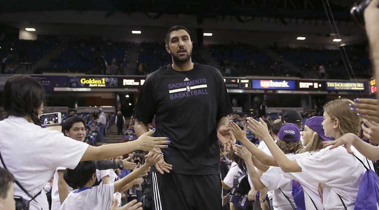 Sim Bhullar makes history, debuts for Sacramento Kings | Sport-others ...