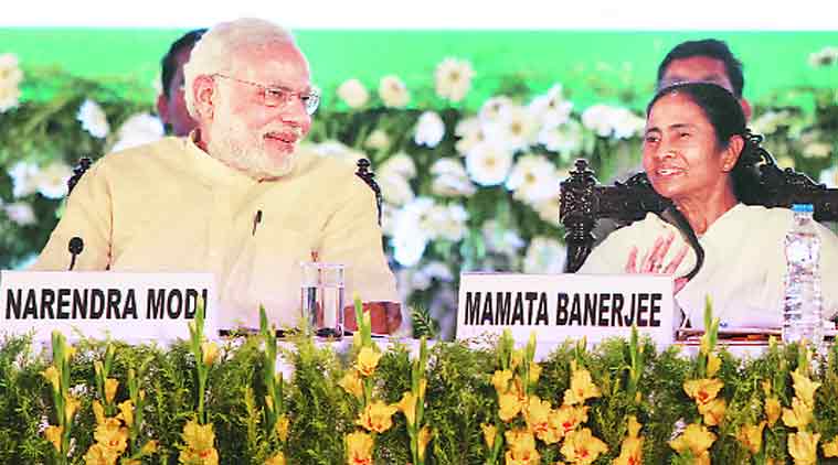 In meeting with Narendra Modi, Mamata Banerjee finds fault, but also ...