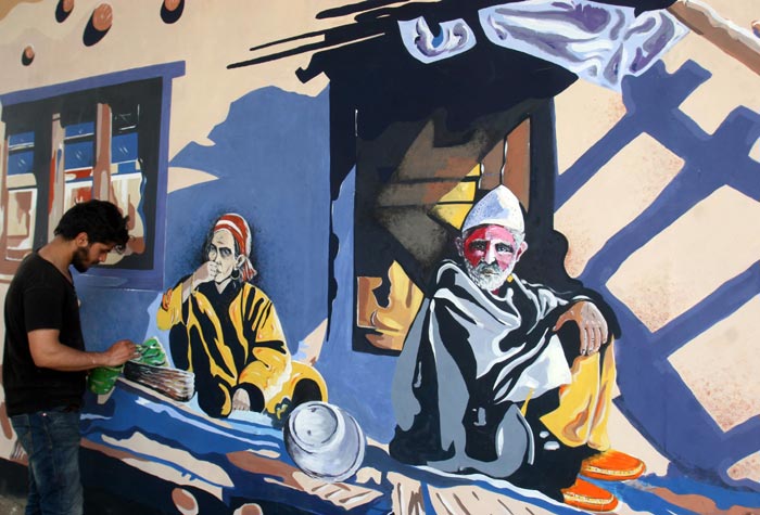 Six students splash Valley’s culture on Srinagar walls | Picture ...