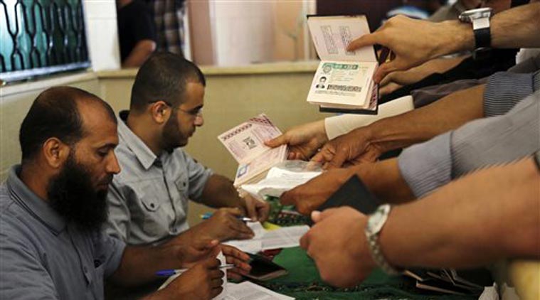 Pakistan bans entry for Afghans having Indian visa on passport | World ...