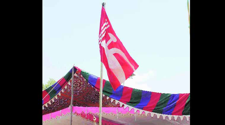 MLA unfurls J&K flag, demands Delhi repeat | India News - The Indian ...