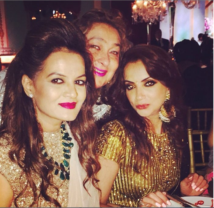 Gauri Khan, Shweta Nanda, Karan Johar, Sophie have a blast at Venice ...