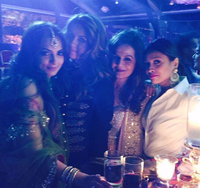 Gauri Khan, Shweta Nanda, Karan Johar, Sophie have a blast at Venice ...