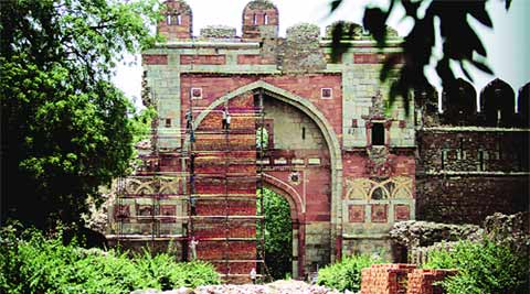 Restoration of Sher Shah’s Lal Darwaza begins | Delhi News - The Indian ...
