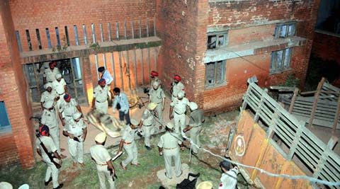 First Samjhauta Express arrives after attack, passengers talk peace ...