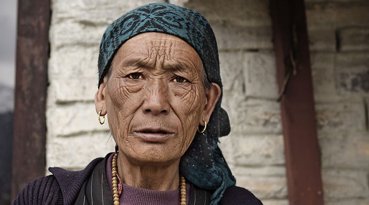 Find out why wrinkles are more prominent near your eyes than forehead ...