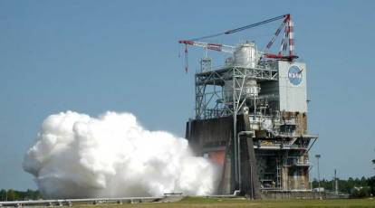 Nasa Testfires Engine For Nextgen Megarocket Space