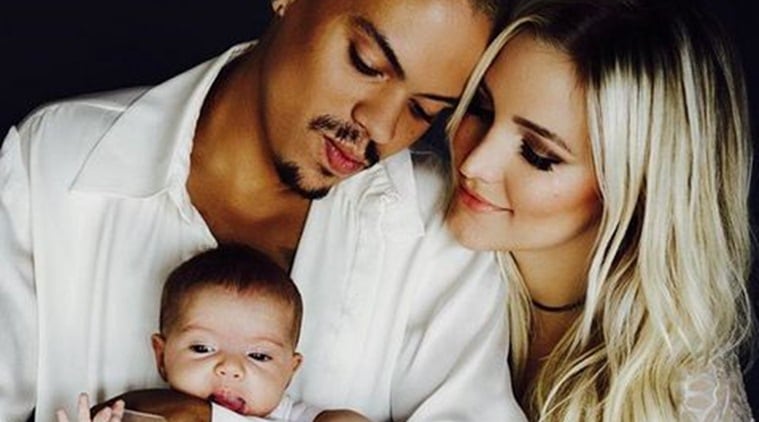 Ashlee Simpson, Evan Ross share first picture of baby girl | Hollywood ...