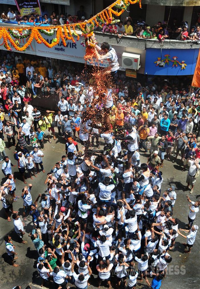 Mumbai sees subdued Dahi Handi celebration; 1 killed | Picture Gallery ...