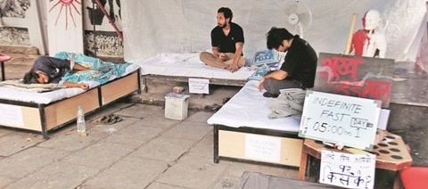 FTII row: Three students go on indefinite hunger strike | India News ...