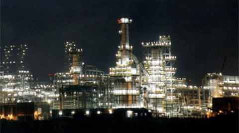 Labourer’s death sparks violence at RIL’s Jamnagar plant | India News ...