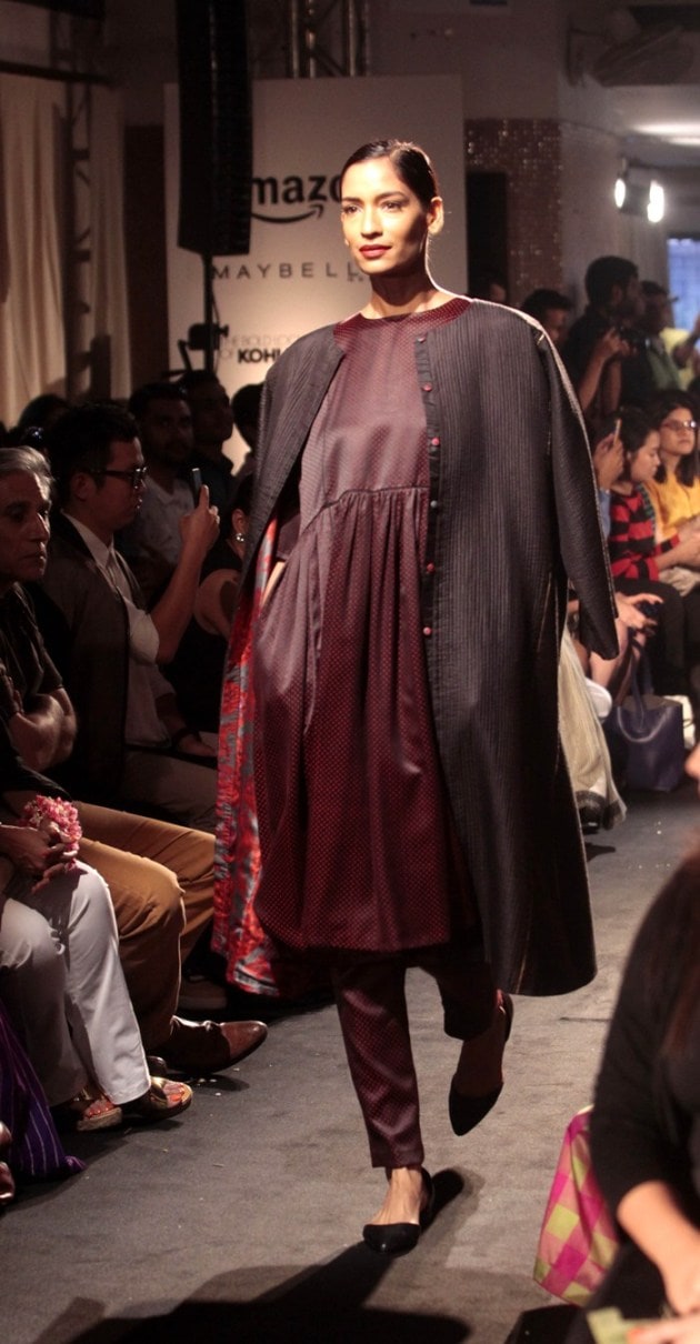 Amazon India Fashion Week: Designer Sanjay Garg opens Day 1 | Lifestyle ...